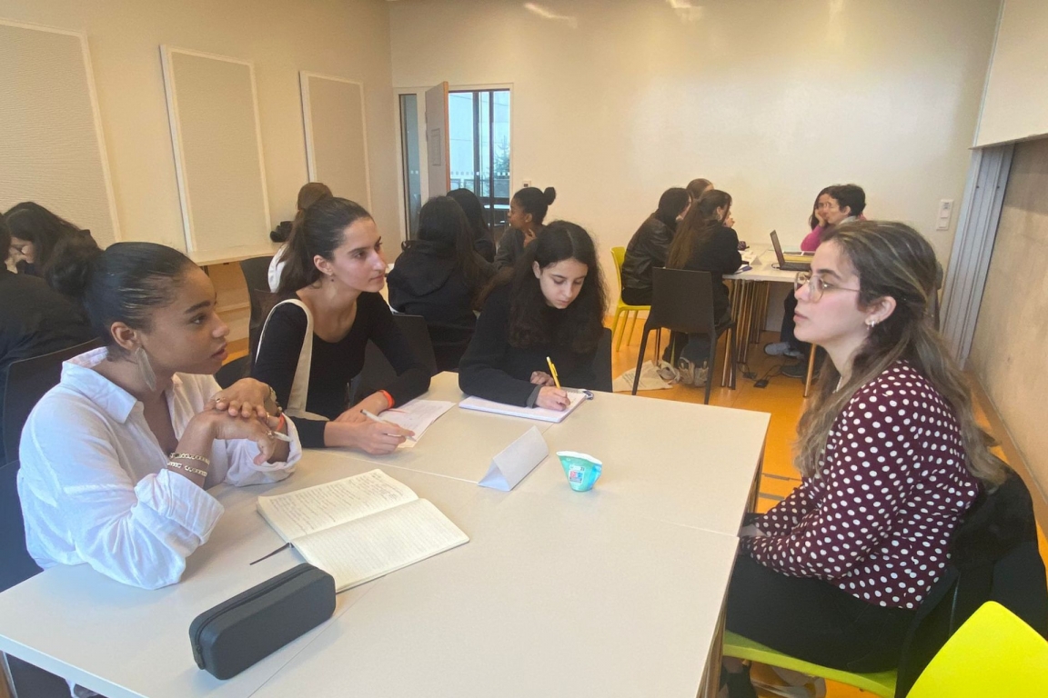 Immersion scientifique pour les lycéennes : un week-end dédié aux ...